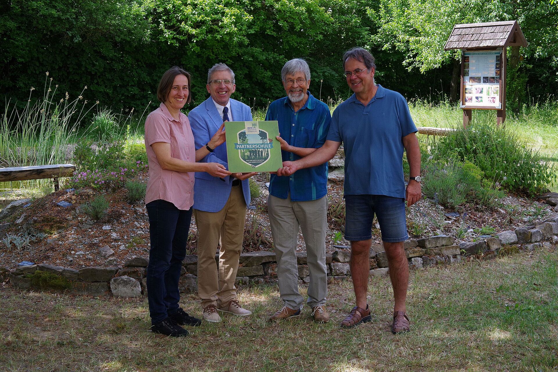 Gymnasium Bad Königshofen wird Partnerschule des BUND Naturschutz ...